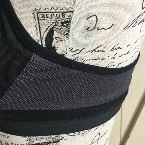 Victoria's Secret | Intimates & Sleepwear | Vsx Bombshell Sports Bra ...